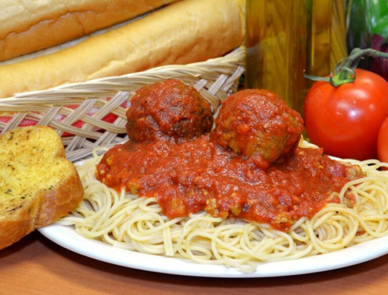 Spaghetti with Meatballs – Prime Pizza & Prime Tandoori